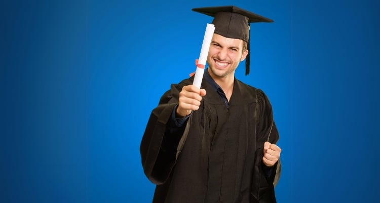 Mejores carreras universitarias cortas y bien pagadas